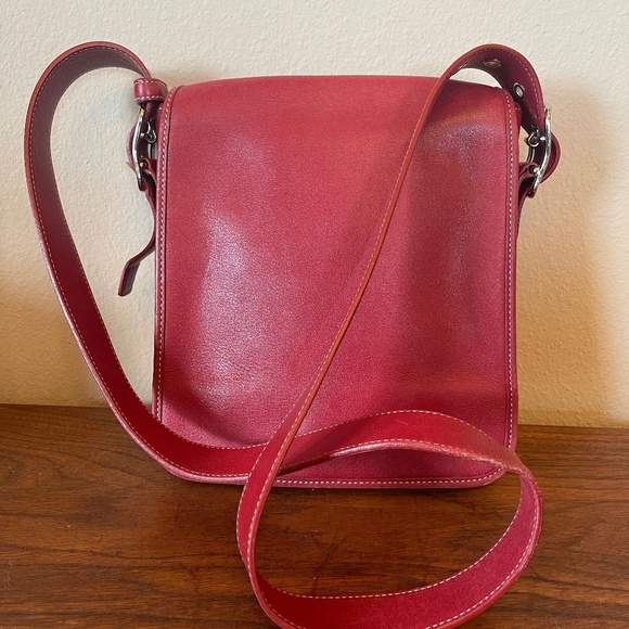 Coach | Bags | Coach Red Leather Saddle Messenger Shoulder Crossbody ...